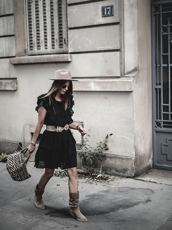 Bottes Ba&sh Cowby & la parfaite petite robe noire - By Opaline